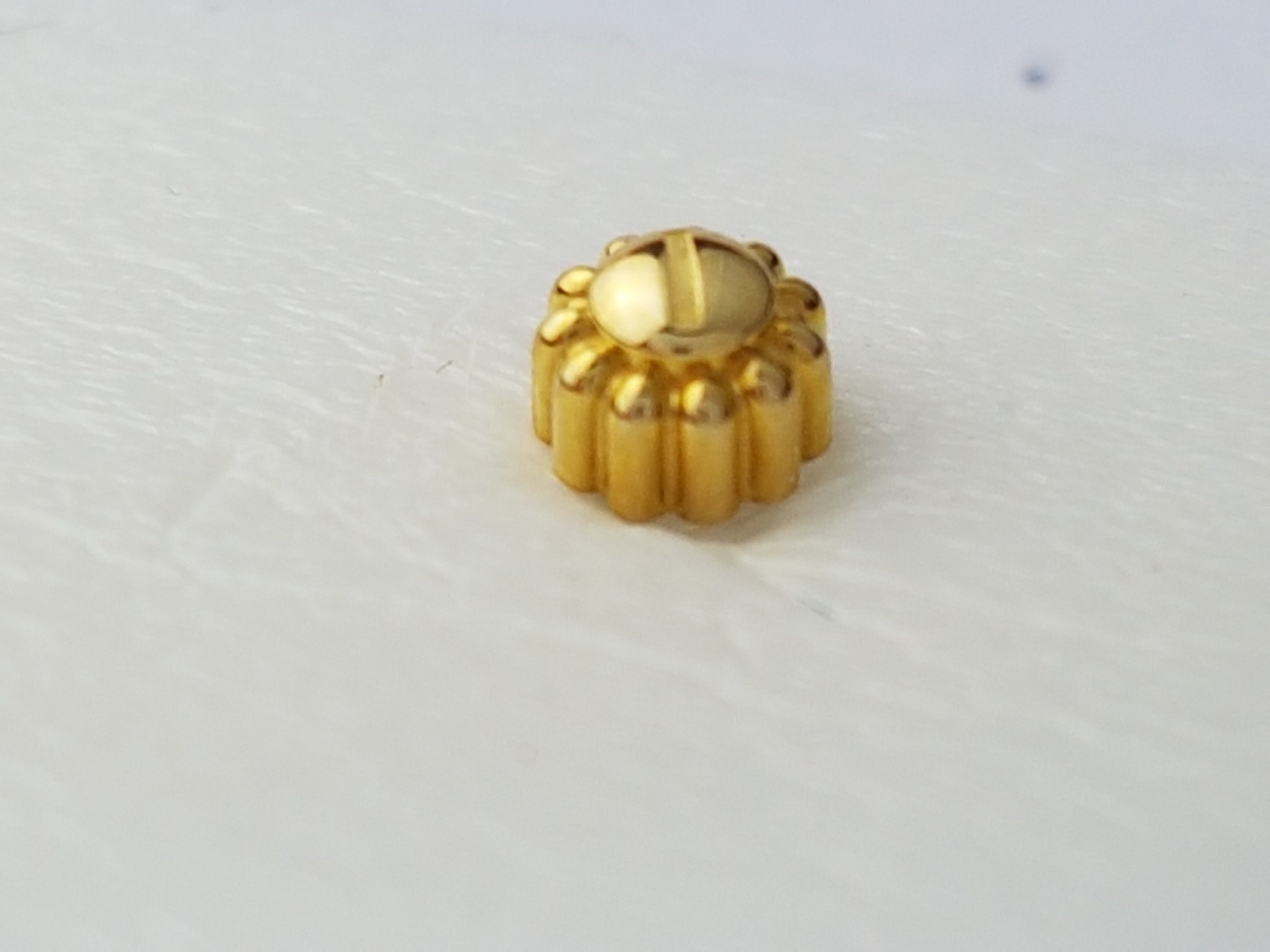 Ebel Ladies 1911 Crown 483 888901 yellow Gold OR 480 388901 White gold ...